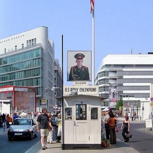 Smart Travel - Travel Guide Application